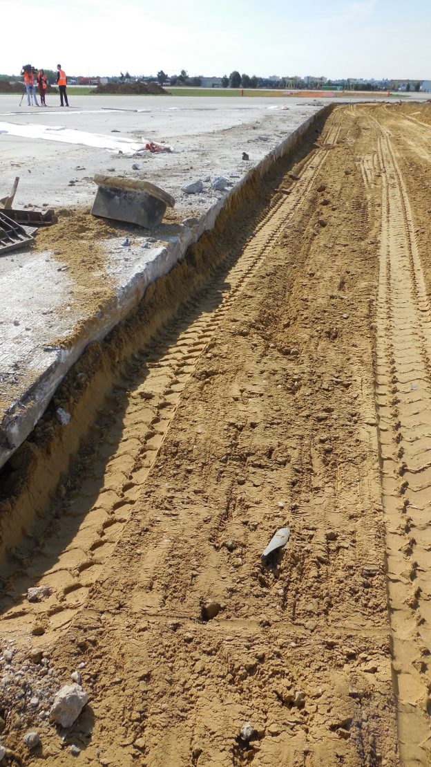 Aéroport d’Orly. Fin des travaux d’été de la piste n°4 : une bonne ...